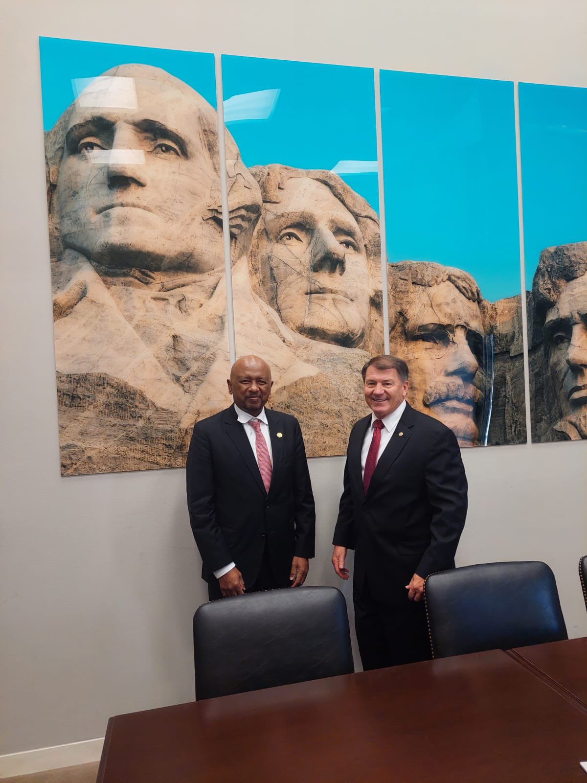 H.E. Ambassador Seleshi Bekele met with Senator Mike Rounds (R-SD ...